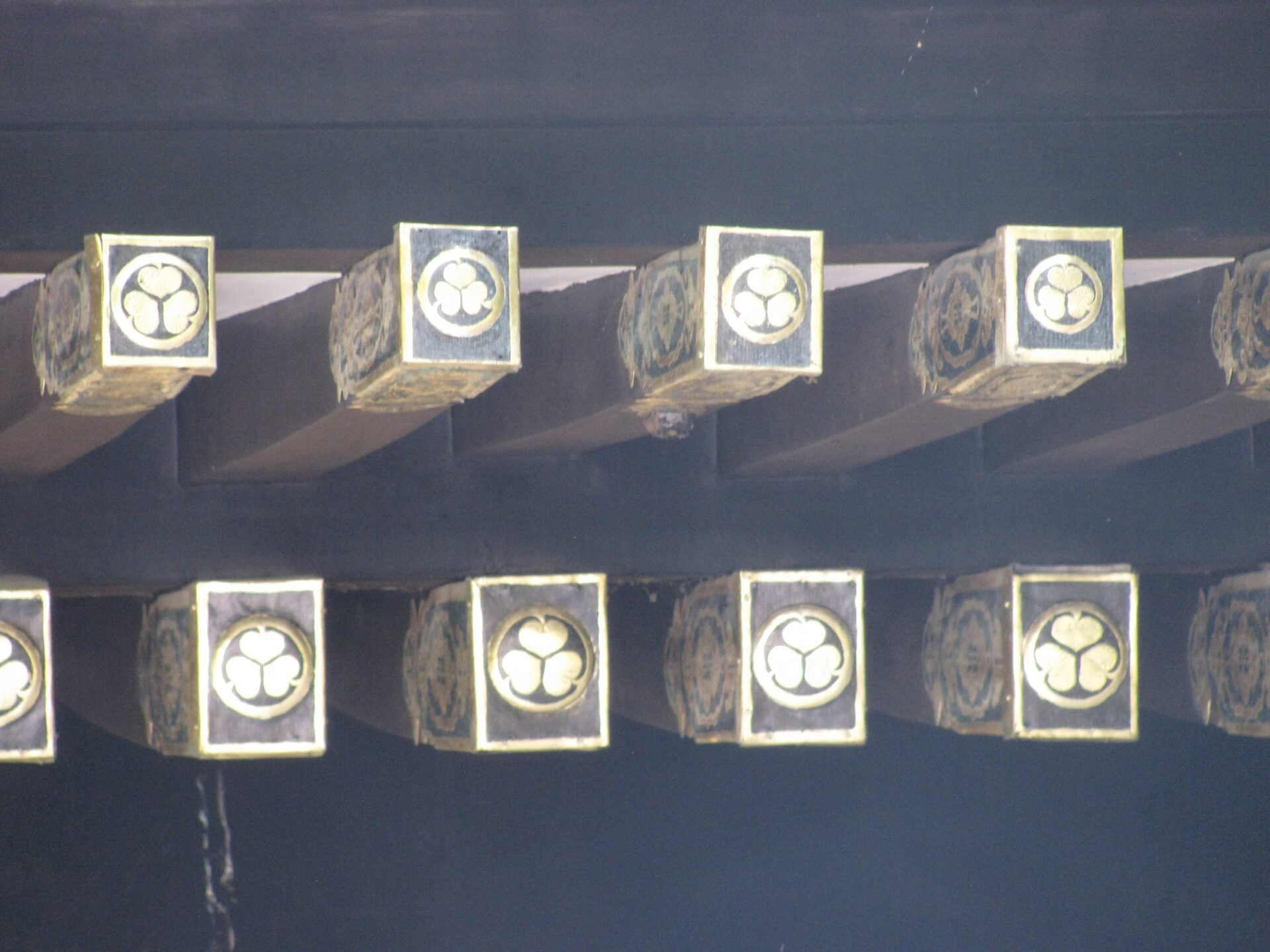 Family crest | Xperience Japan | Japan Tour Guide