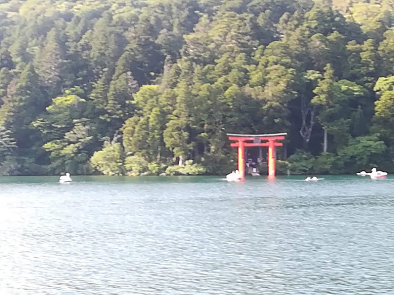 Lake Ashinoko | Xperience Japan | Japan Tour Guide